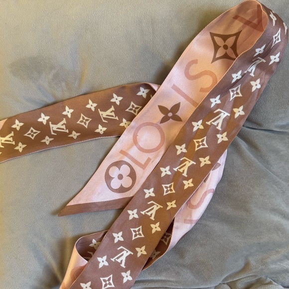 Louis Vuitton | Accessories | Louis Vuitton Monogram Infinity Bb ...